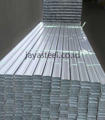 U Runner Baja Ringan | Jaya Steelindo Makmur (JSM)